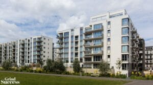 1,100+ Catchy Apartment Complex Names [2026]